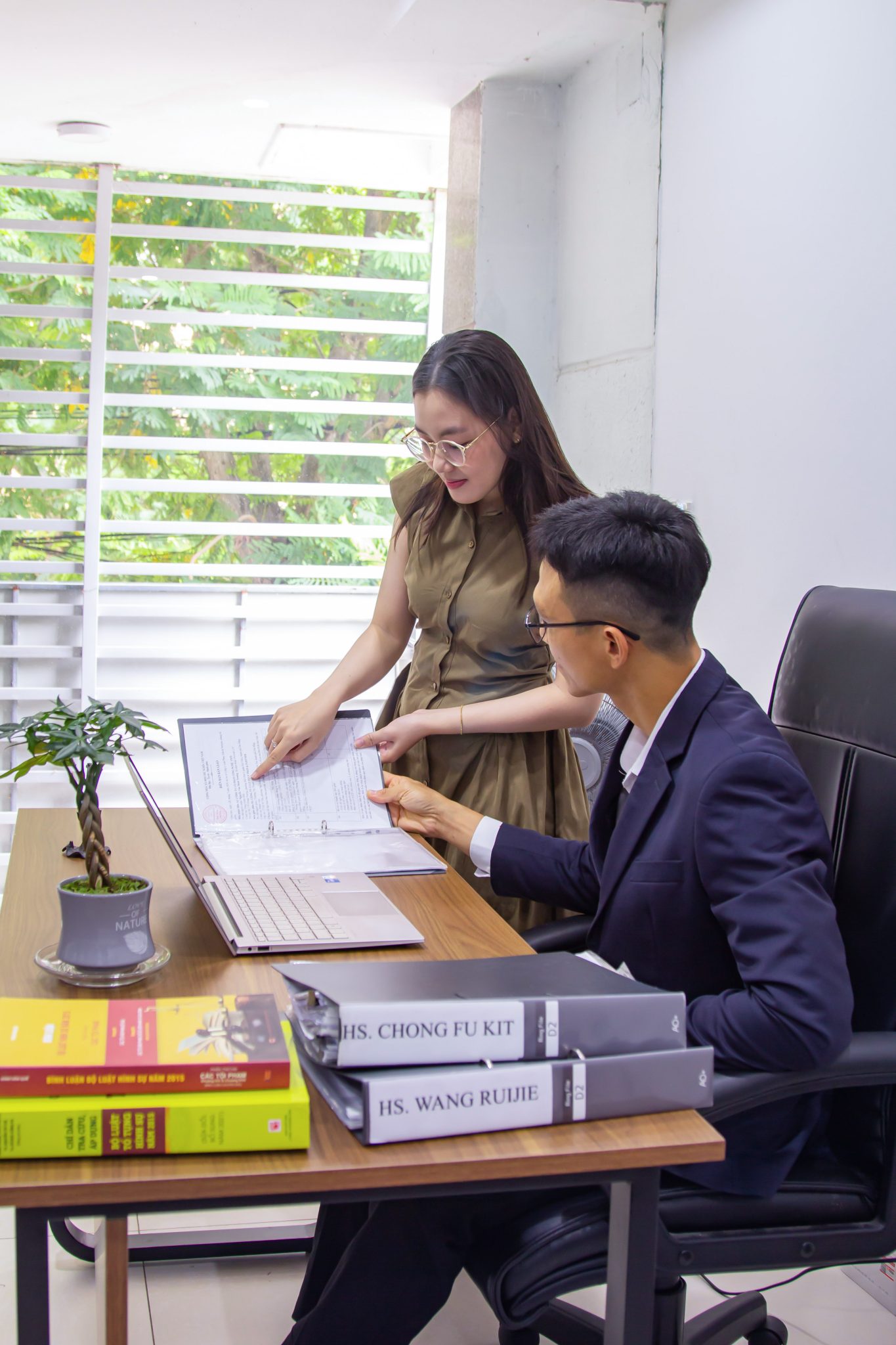 HÌNH SỰ - Phan Tran